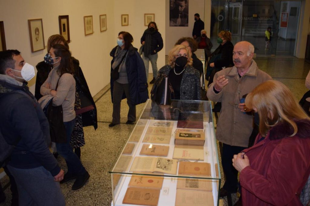 Δ.Τ. Η Κοινο_Τοπία ξεναγήθηκε στην έκθεση του Φώτη Κόντογλου στη ...
